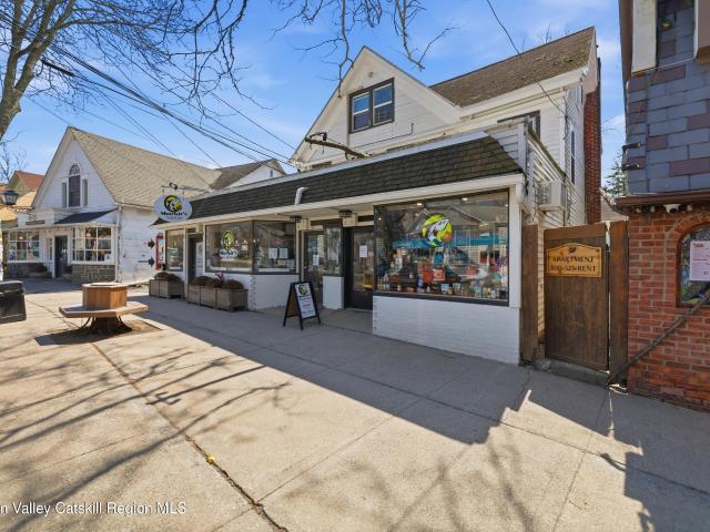 43 47 Tinker St, Unit 1, Woodstock, NY 12498 | MLS #20261 | Compass
