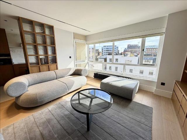 43 44 Rutland Gate, London SW7 2 bed apartment to rent £5,100 pcm £1,177 pw