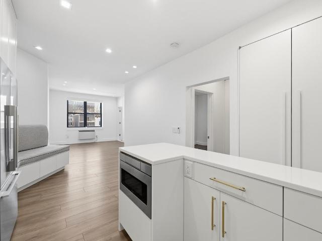 43 49 Van Wagenen Ave # 4A
