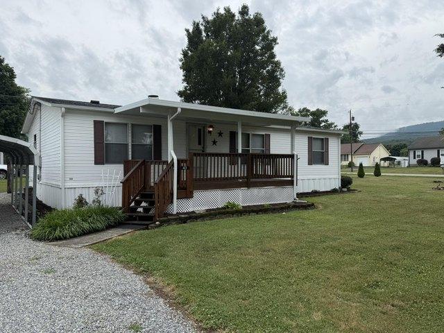 43 4th St, New Castle, VA 24127