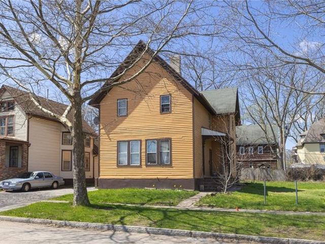 43 55 York St, Rochester, NY 14611