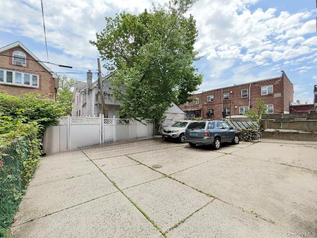 43 65 th Street