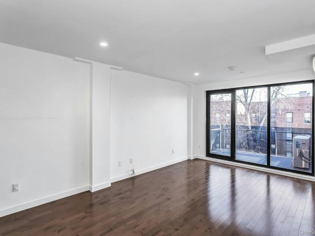 43 12 th Place, Unit 4D | Compass