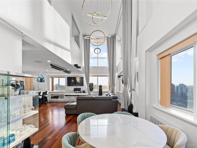 43 18 Main St Unit 12A, Flushing, NY 11355