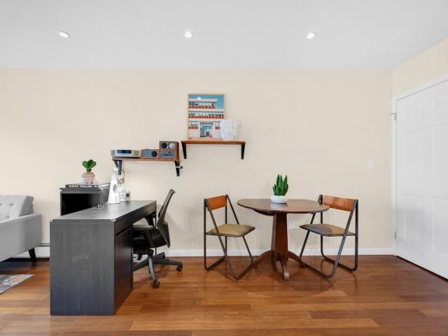 43 33 42nd Street, Unit 6B | Compass