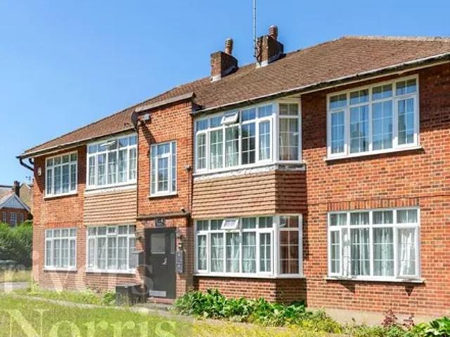 43 Torrington Park, London, N12 9TB, United Kingdom | 2 bed apartment for rent #137557239 | Rentberry