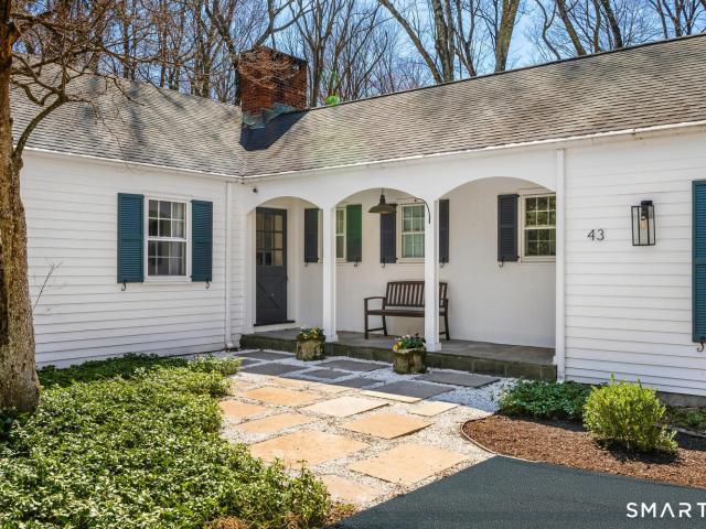 43 Twin Oak Ln, Wilton, CT 06897 | MLS #24166 | Compass