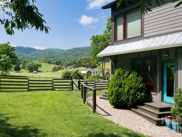 43 Upper Herron Cove Road