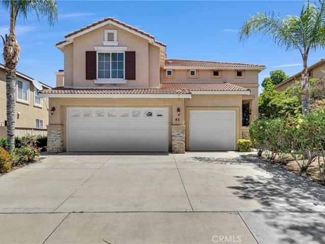 43 Villa Valtelena, Lake Elsinore, CA 92532