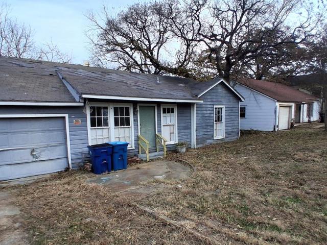 43 W Parnell St, Denison, TX 75020 | MLS #21141