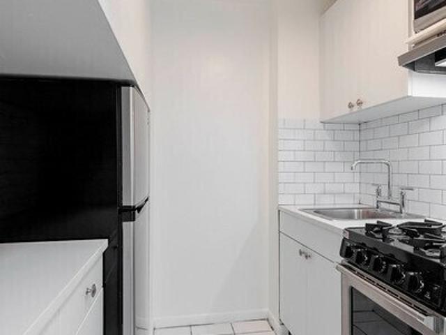 43 W 16th Street 4G