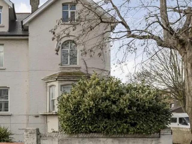 43 Wellesley Road, Strand on the Green, London, W4 3AL, United Kingdom | 3 bed apartment for rent #138931118 | Rentberry