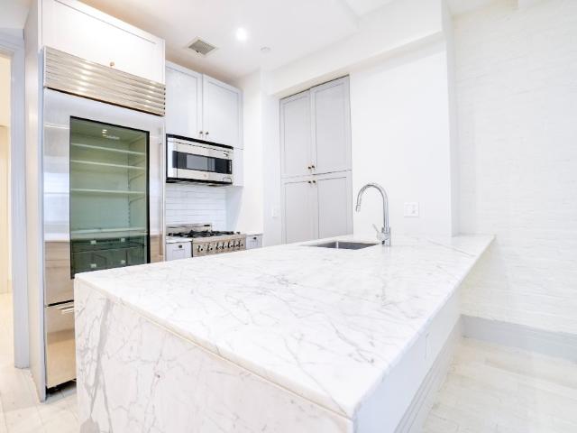 43 West 27th Street, New York, NY
