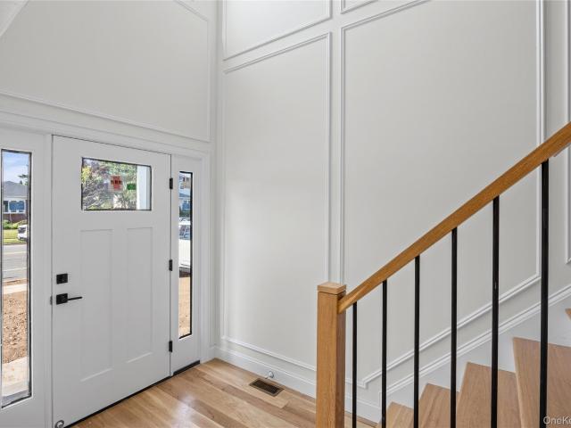 43 Westbury Avenue