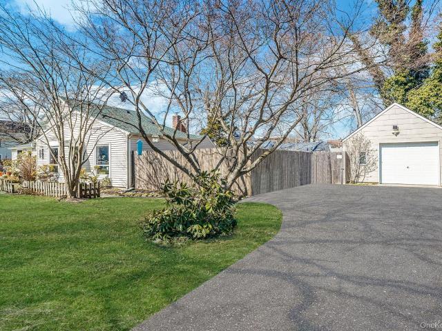 43 Wiggins Avenue