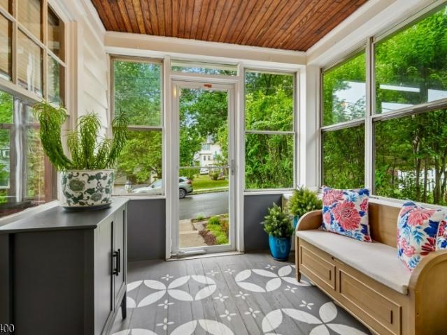 43 Woodside Ter