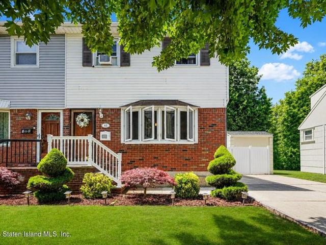 43 Zoe St, Staten Island, NY 10305