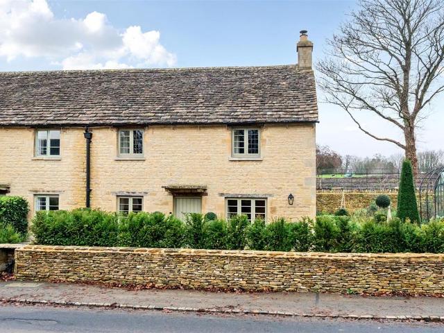 43 Barnsley, Barnsley GL7 2 bed house to rent £3,450 pcm £796 pw