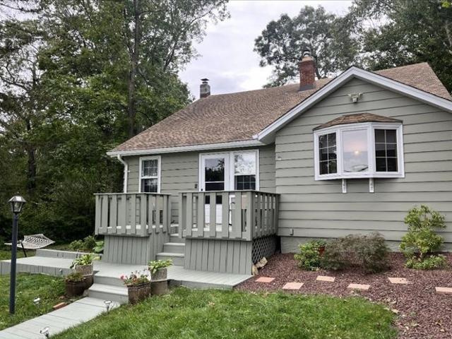 43 Bellot Rd, Ringwood, NJ 07456