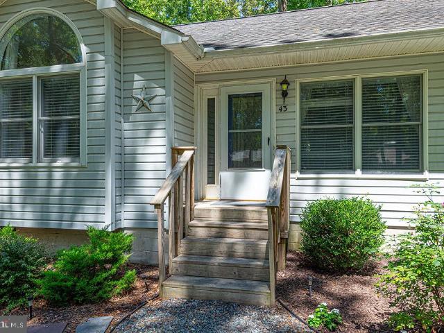 43 Birdnest Drive