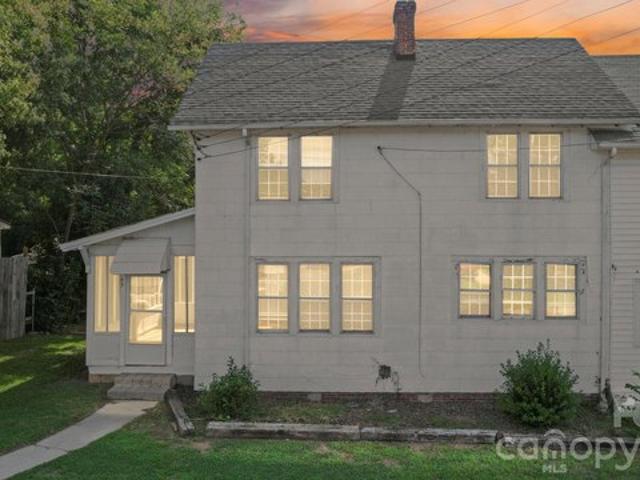 43 Boyden St, Badin, NC 28009
