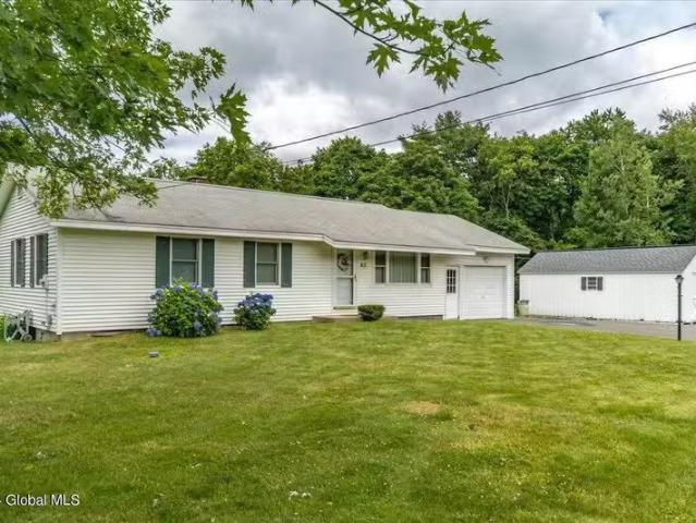 43 BLEAKLEY AVE, TROY, NY 12182 Single Family Residence For Sa.