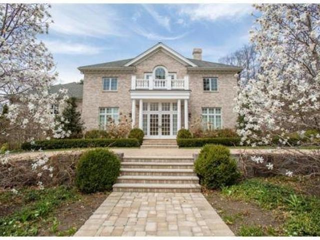 43 Bristol Rd, Wellesley, MA 02481