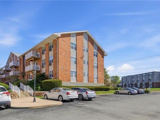 43 Bullocks Point Ave Apt 8B, East Providence, RI 02915