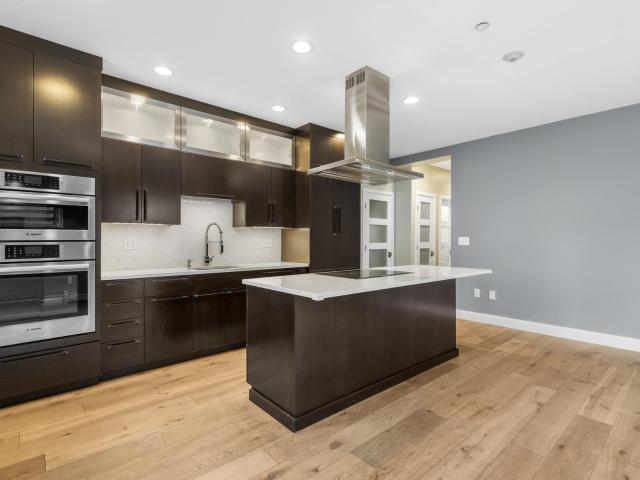 43 Cornwall Street # B