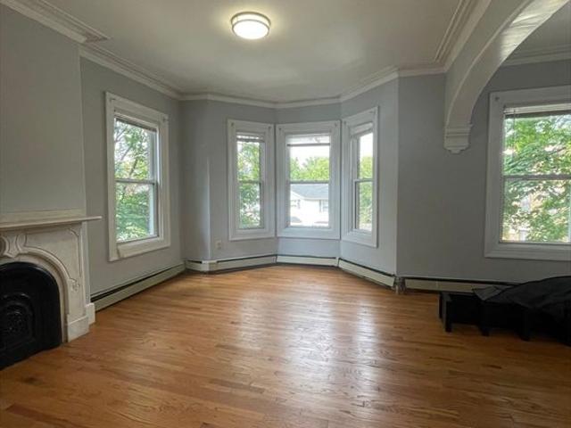 43 Clifford St Unit 2, Boston, US, MA