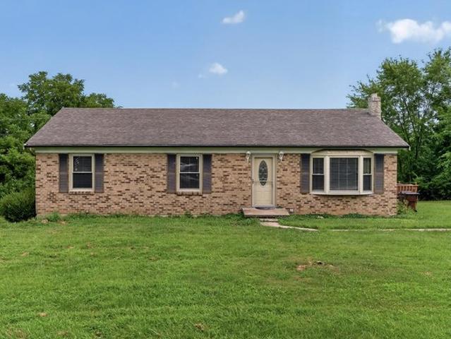 43 Crupper Ln, Alexandria, KY 41001