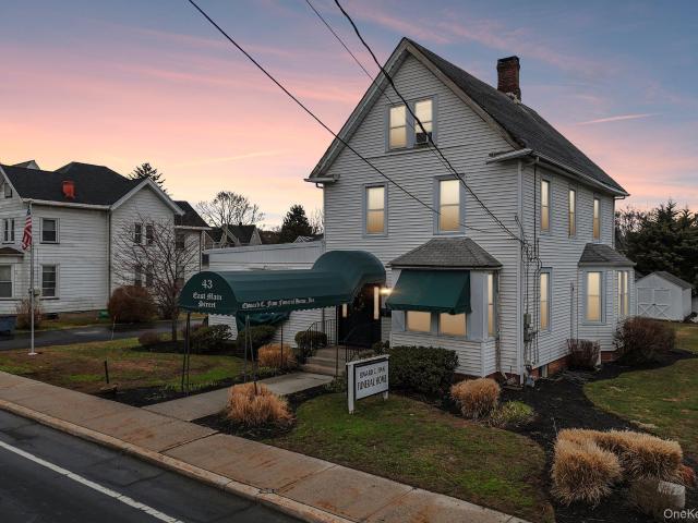 43 E Main Street