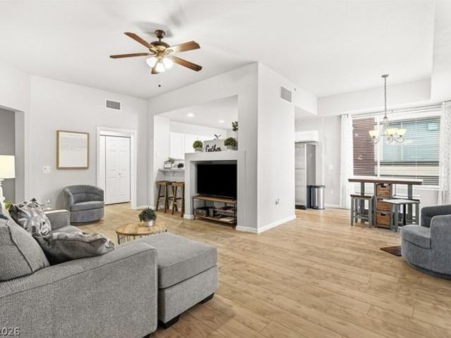 43 E Agate Ave Unit 209, Las Vegas, NV 89123