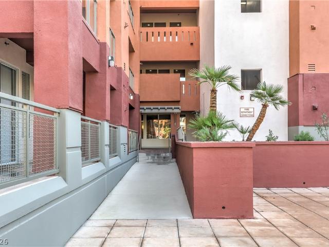 43 E Agate Avenue 201