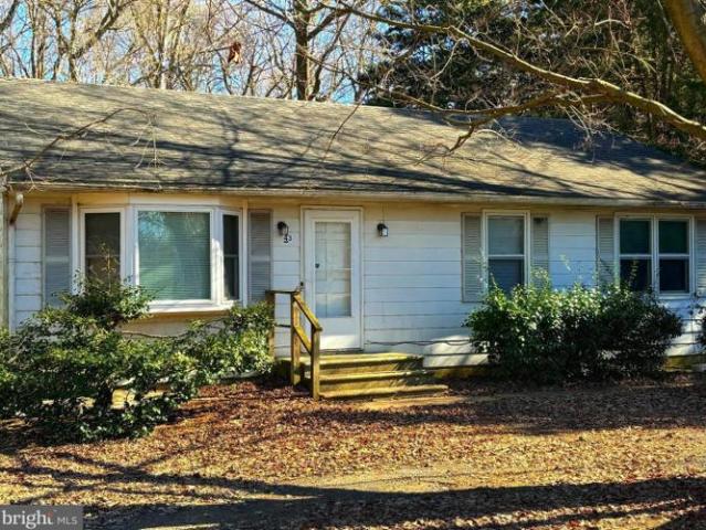 43 E Cherry Dr, Magnolia, DE 19962