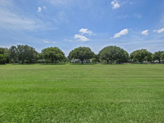 43 E Kitty Hawk St, Richmond, TX 77406