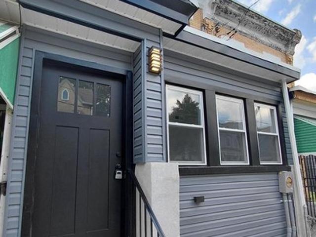 43 E Sharpnack St, Philadelphia, PA 19119