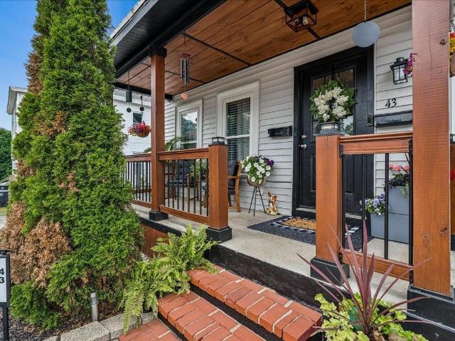43 Elkins Street