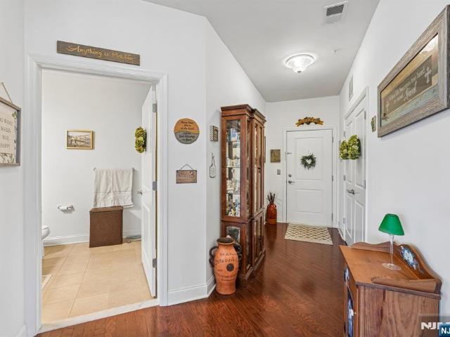 43 Elston Court # 207