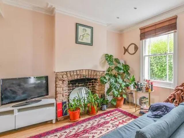 43 Eversleigh Road, London, SW11 5UX, United Kingdom | 2 bed house for rent #134704541 | Rentberry