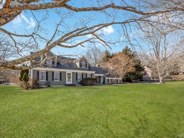 43 Farm Rd N, Wading River, NY 11792 | MLS #972718