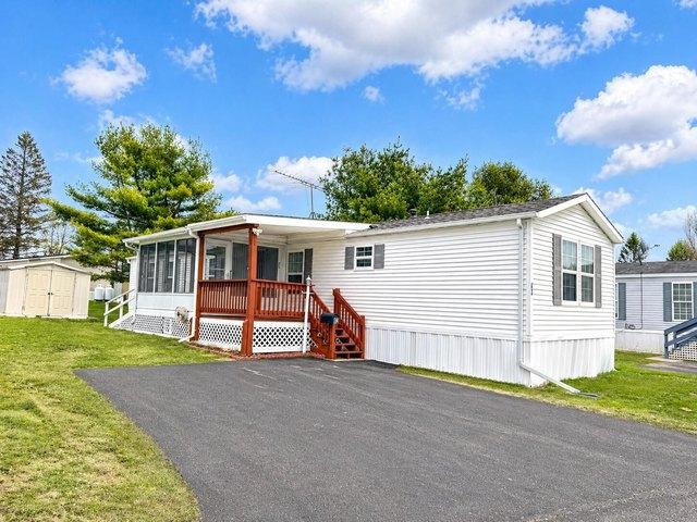 43 Fiddlehead Ln, Hancock, ME 04640