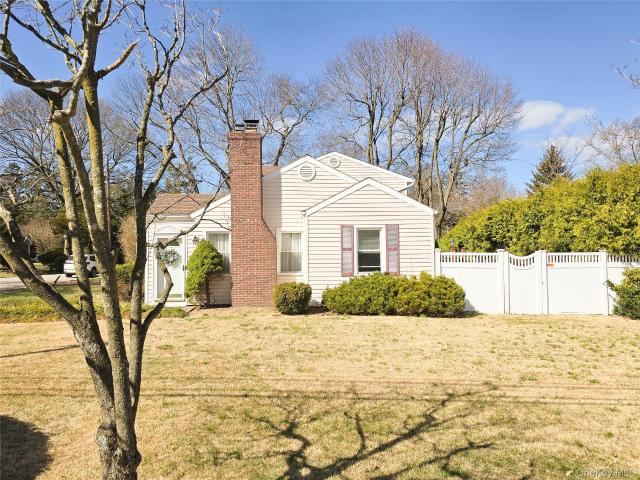43 Fort Hill Rd, Huntington, NY 11743 | MLS #975222