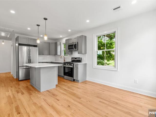 43 Franklin Avenue # 2