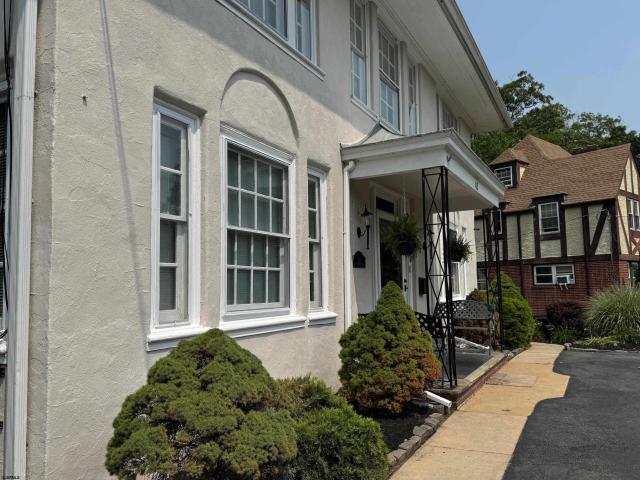 43 Franklin Dr