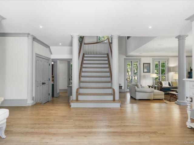 43 Gardiners Bay Drive
