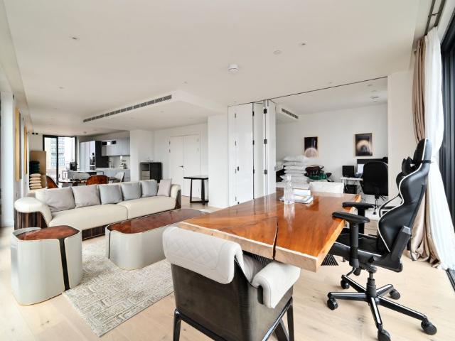 43 Golden Lane