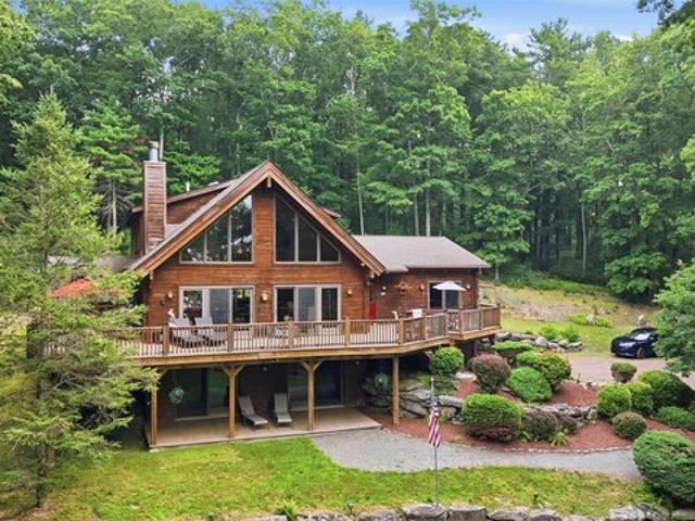 43 Goldring Dr, Highland Lake, NY 12743