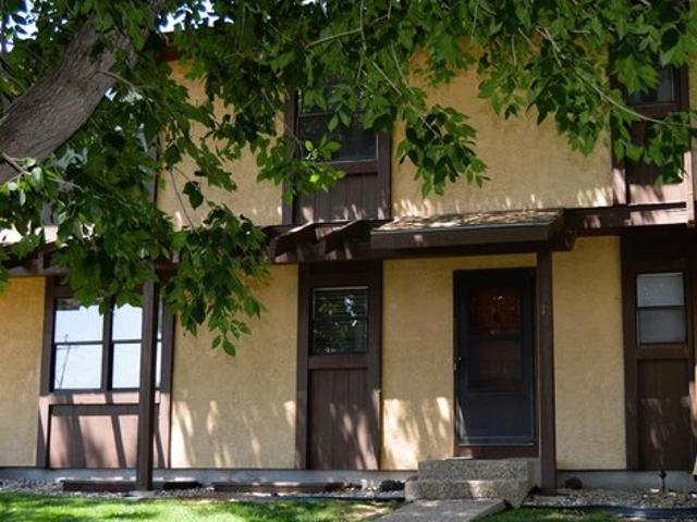 43 Glen Royal Dr Unit Q, Pueblo, CO 81005