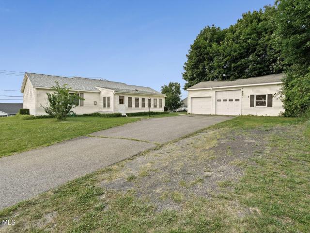 43 Gurley Avenue